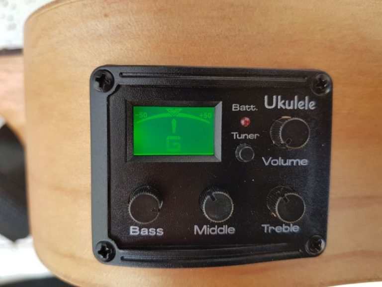 How to tune a Ukulele and the different Ukulele tunings